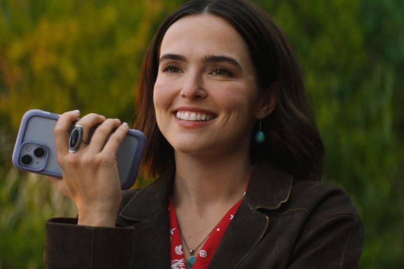 Netflix Voicemails for Isabelle's full cast and where you've seen them ...